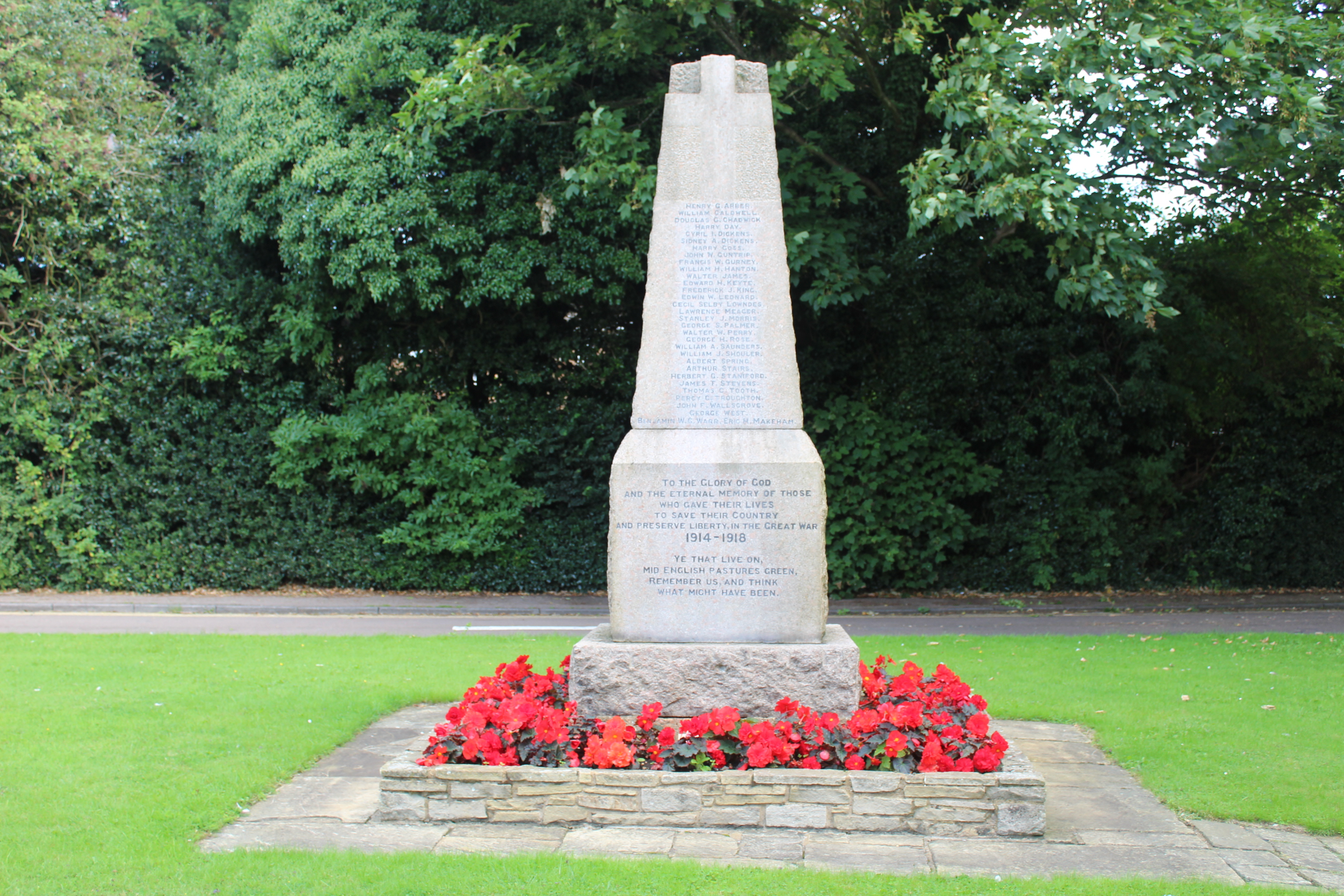 Old Bletchley War Memorial - War Memorials Online